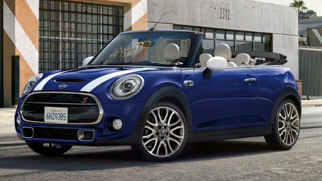 Why the British MINI still captures hearts across the world - AUTOMOTORBLOG