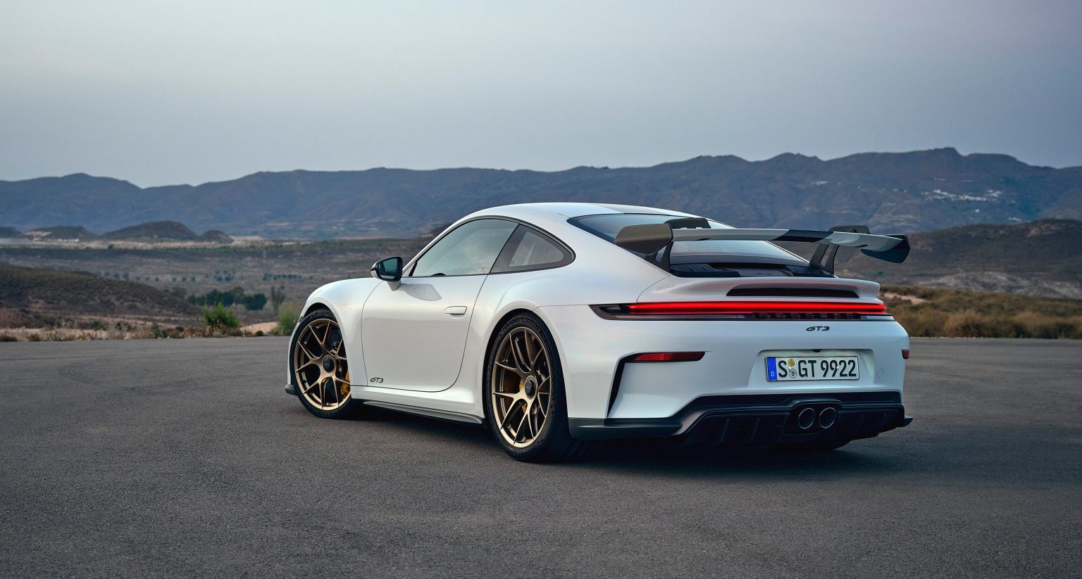 Porsche 911 (992.2) - Release Date, Specs and Pricing Information - AUTOMOTORBLOG