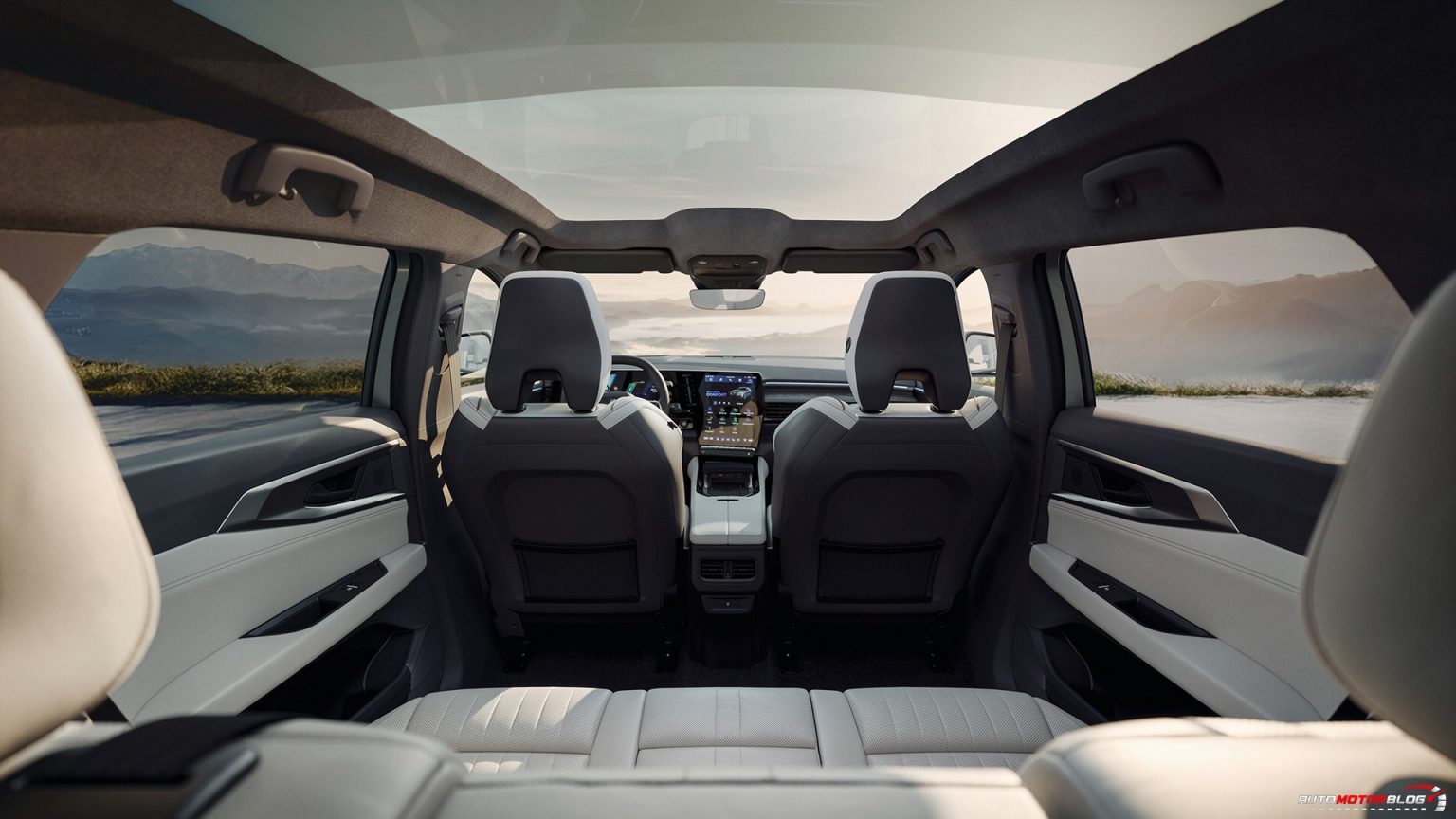 Renault Espace Evolves with a Bolder Aesthetic - AUTOMOTORBLOG