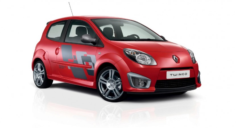 Renault celebrates 500,000 Twingo units and 100 years old Champs ...