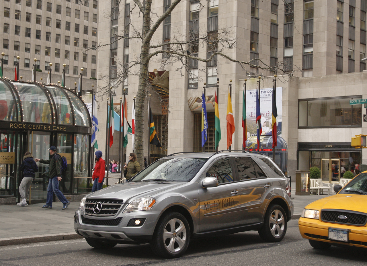 2010 Mercedes-Benz ML450 Hybrid - Automotorblog