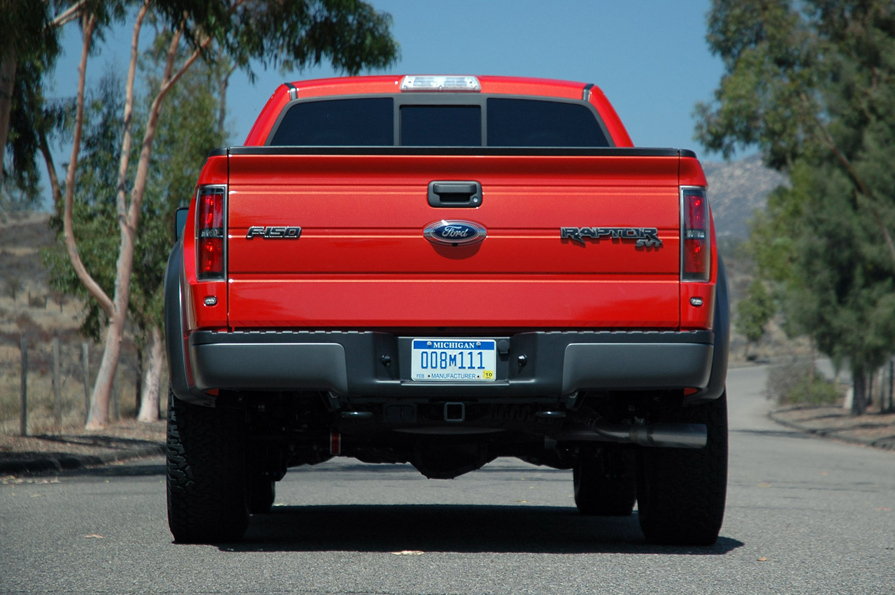 Ford Raptor 6.2 goes on sale and has already clocked up 3000 orders ...