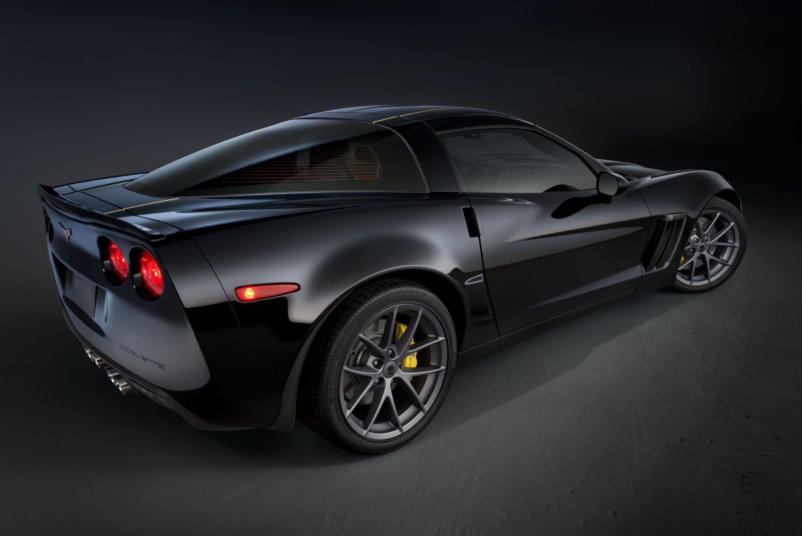 A couple of crazy Corvettes to be seen at the SEMA Show - Automotorblog