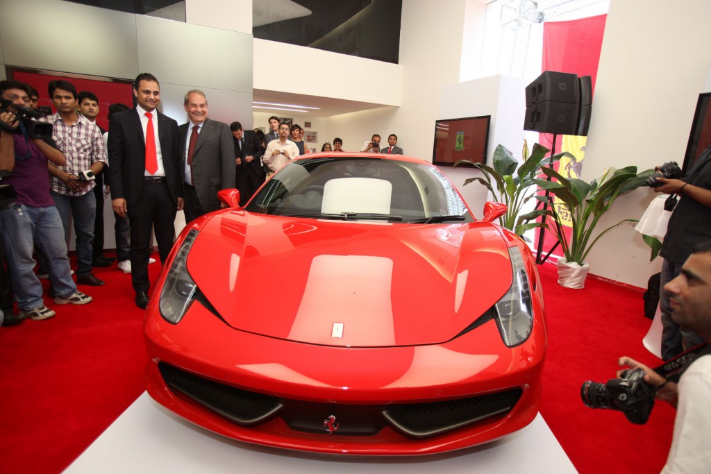 Ferrari opens dealership in India - Automotorblog