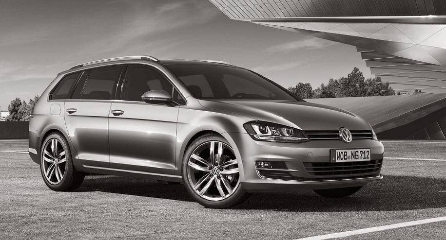 The new Volkswagen Golf SW - Automotorblog