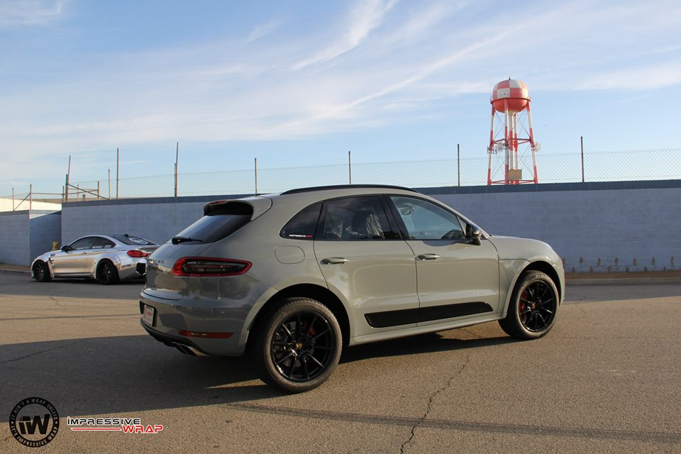 Porsche Macan Turbo by Impressive Wrap - Automotorblog