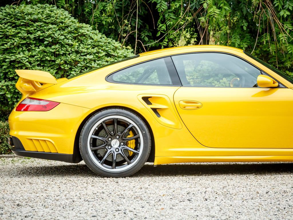 Yellow 2008 Porsche 911 (997) GT2 Is Up for Grabs, Cabin Is Fully ...