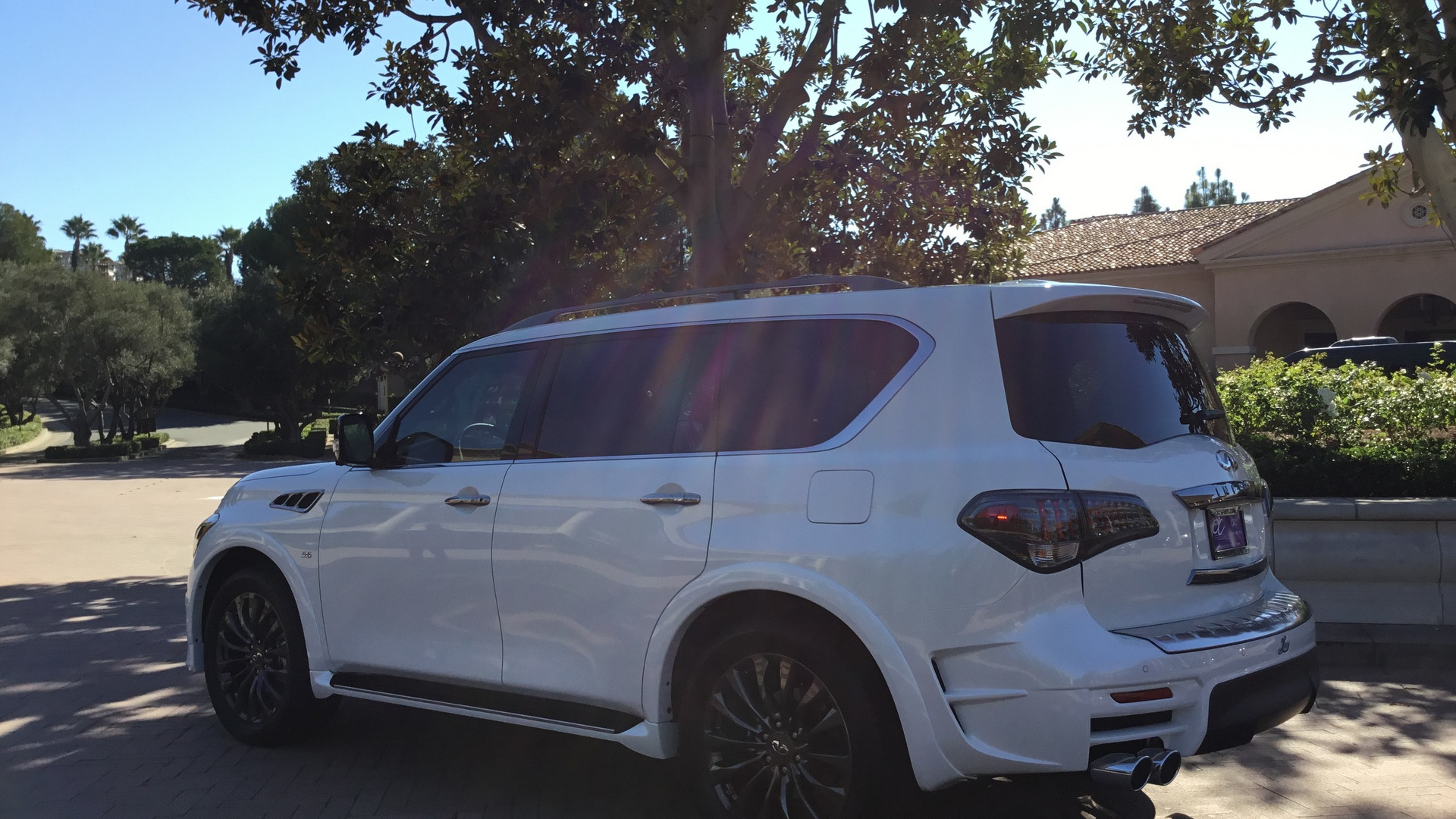 Video: 2017 Infiniti QX80 with Insane Wide Body kit by Larte Design ...