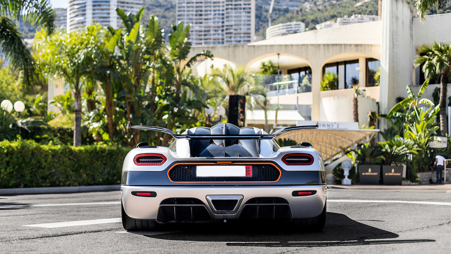 Koenigsegg One:1 Pops-Up in Monaco - Automotorblog