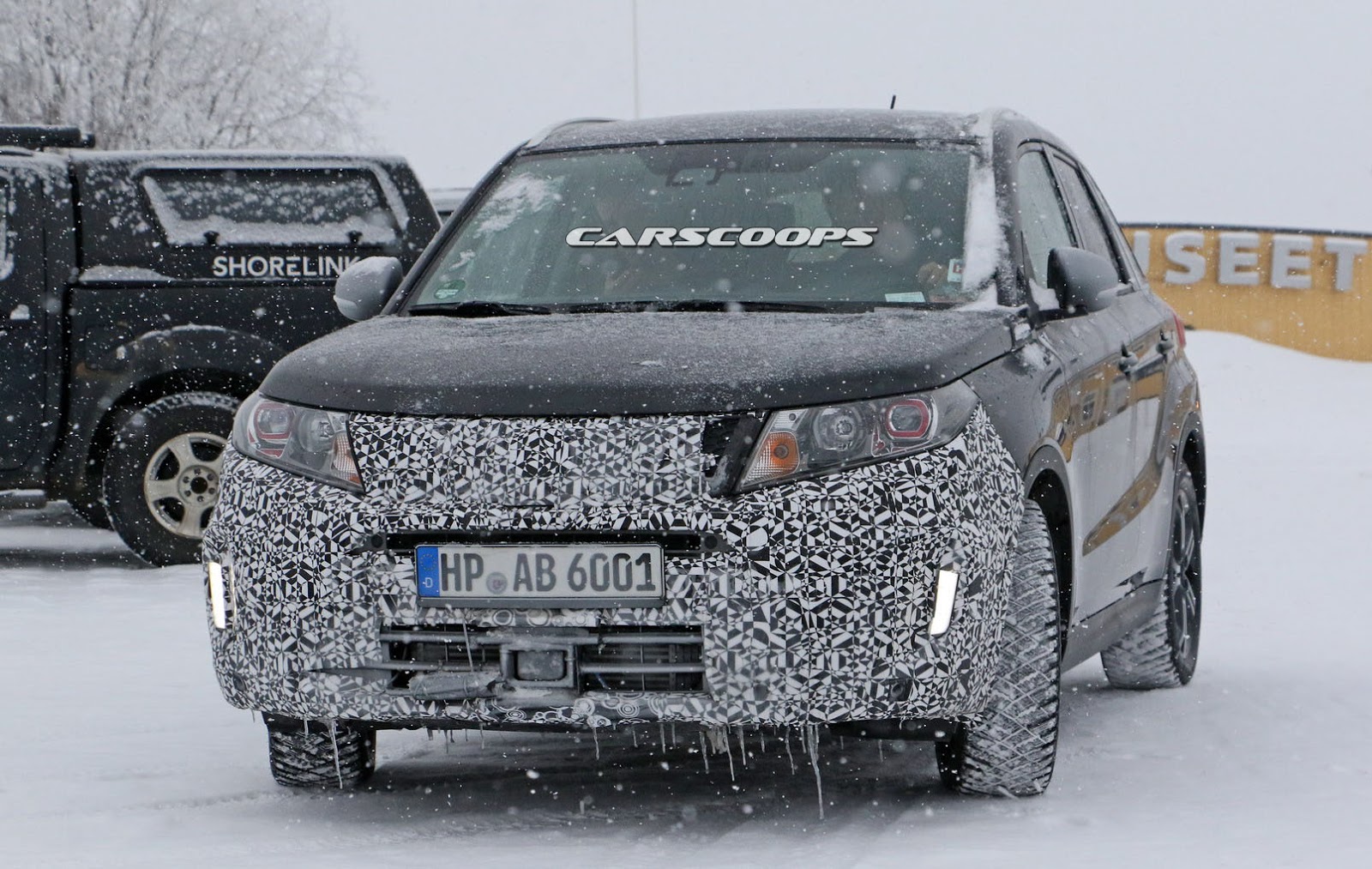 2018 Suzuki Vitara Facelift Undergoes Snow Test with Camo Up Front ...