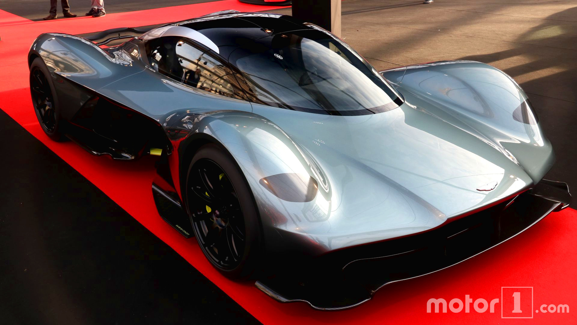 Video: Aston Martin AM-RB 001 Officially Named the Valkyrie Supercar ...